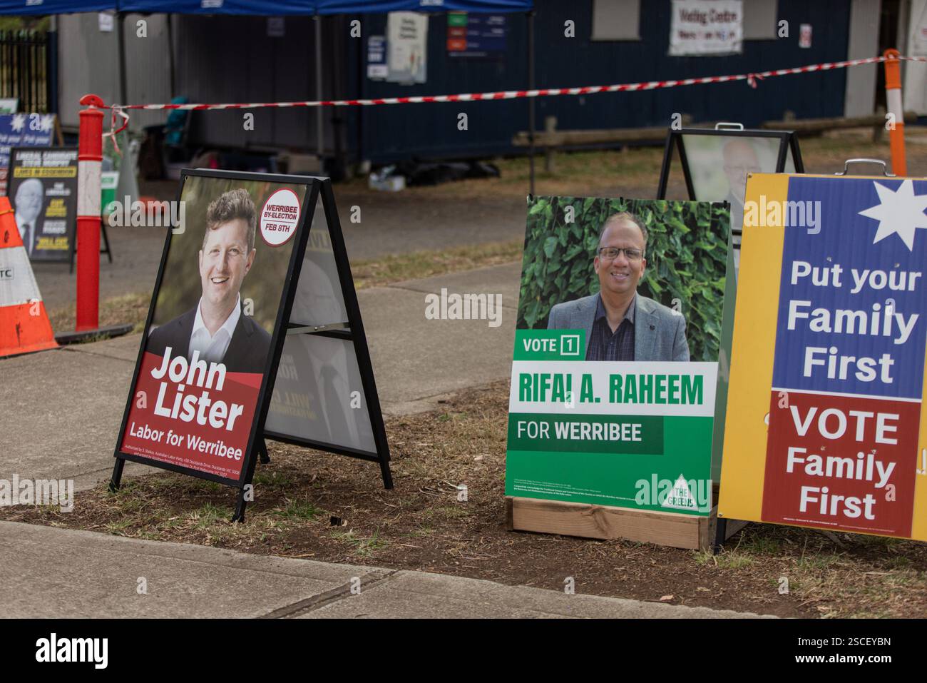 Melbourne, Australia. 07th Feb, 2025. Election corflute signs are seen ...