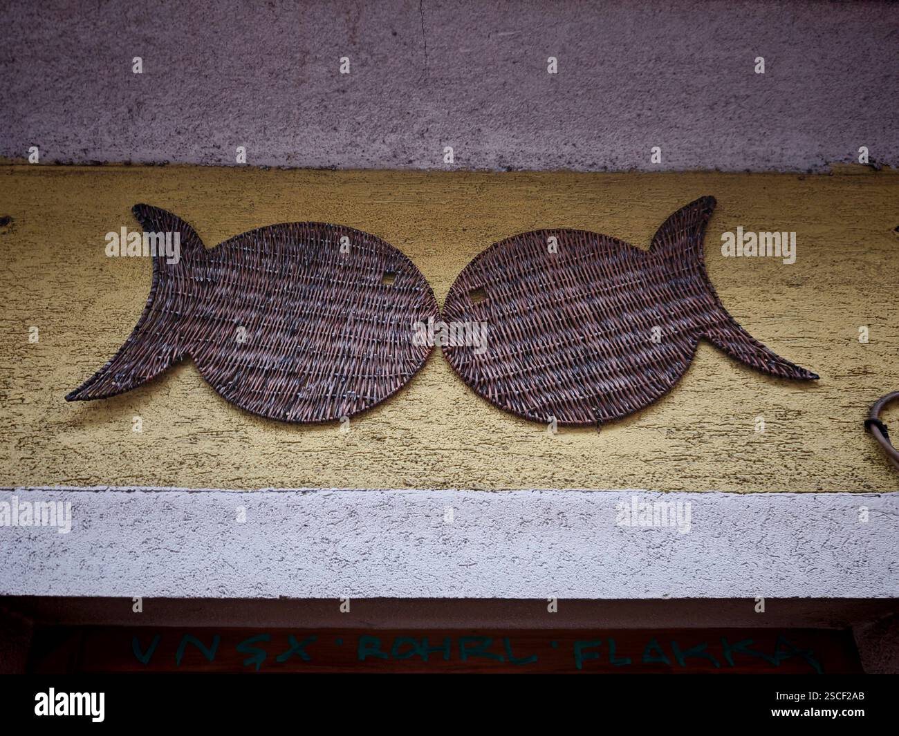 fish symbol, an aquatic animal which lives in the water fish symbol ...