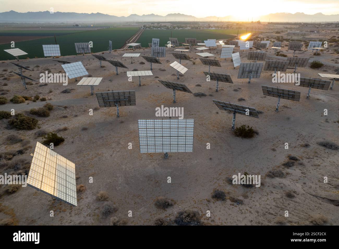 Obsolete Solar Farm Stock Photo - Alamy