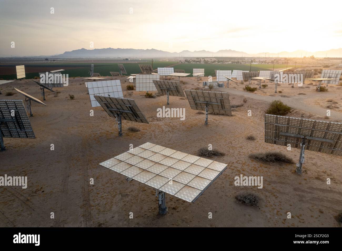 Obsolete Solar Farm Stock Photo - Alamy