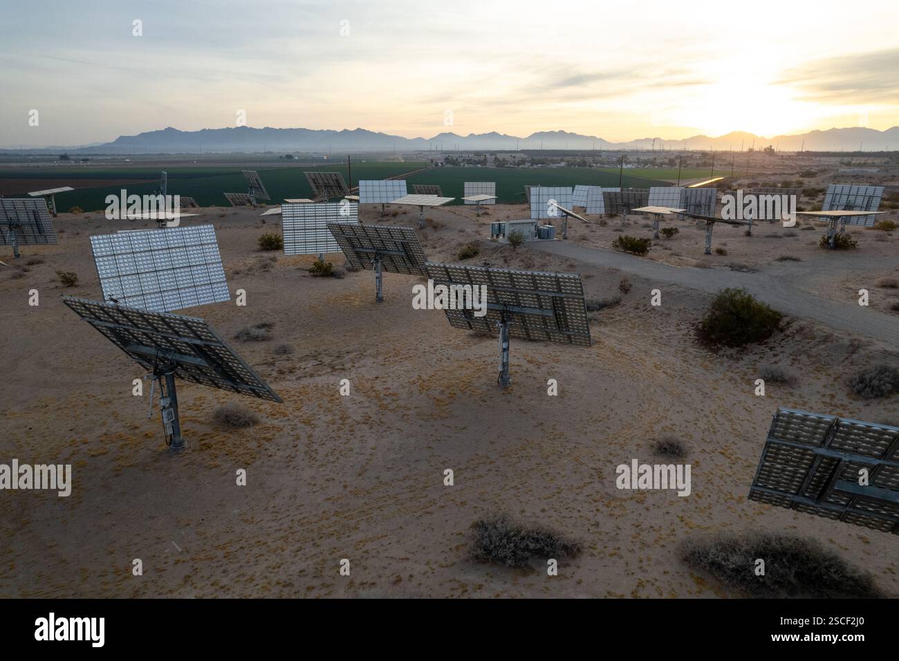 Obsolete Solar Farm Stock Photo - Alamy