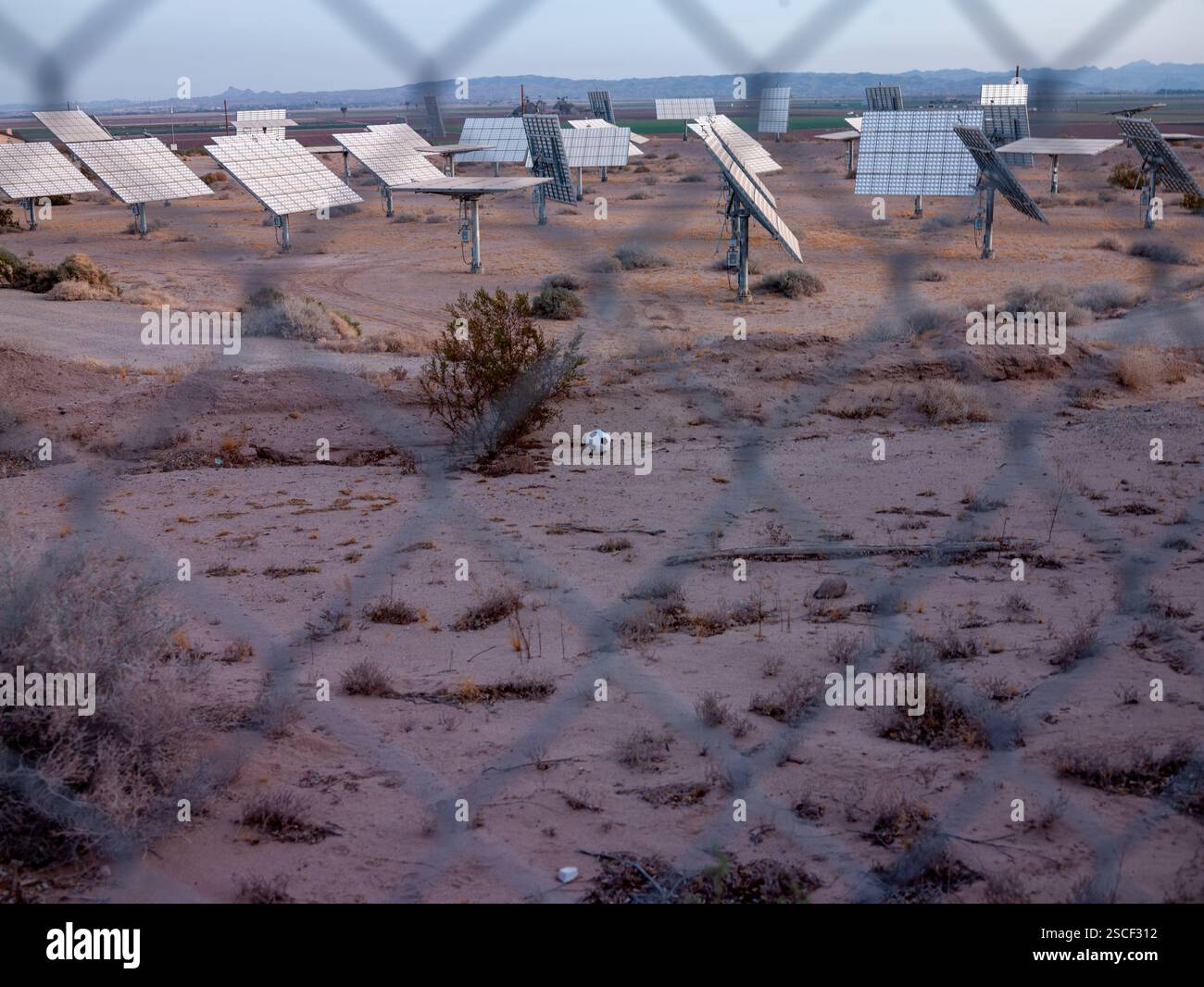 Obsolete Solar Farm Stock Photo - Alamy