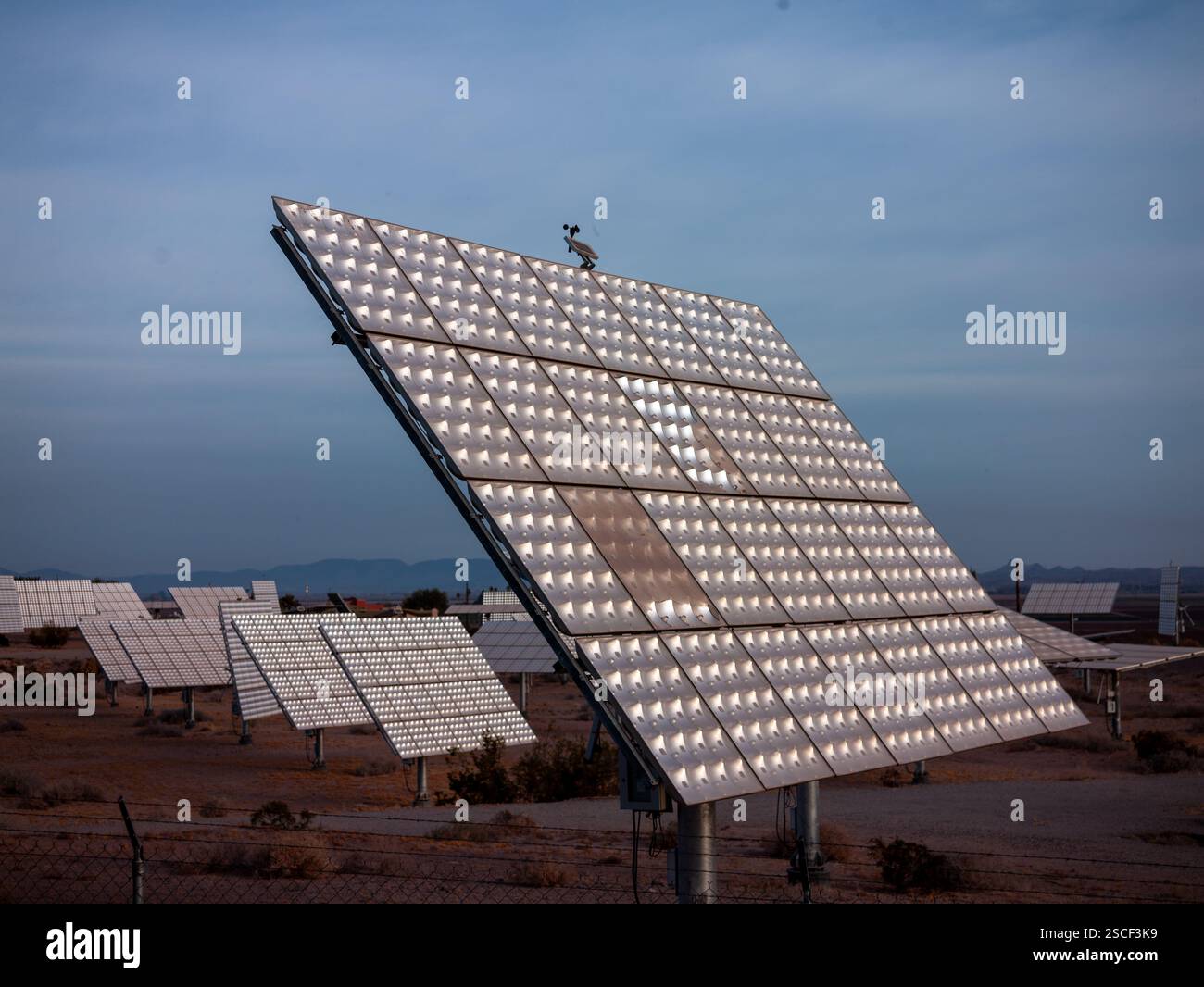 Obsolete Solar Farm Stock Photo - Alamy