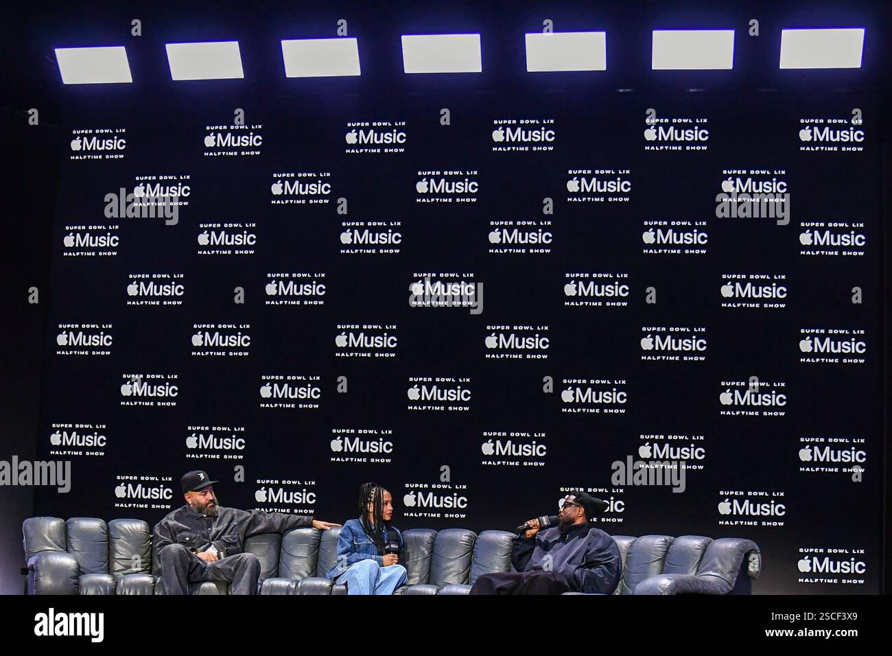 Moderators Apple Music Radio's Nadeska Alexis and Ebro Darden speak to ...