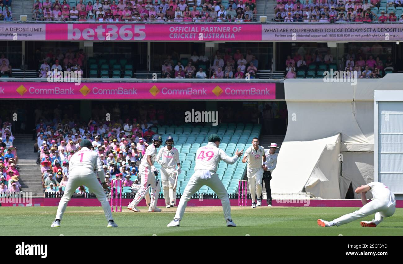 Australia won the final Pink Test in Sydney to reclaim the Border ...
