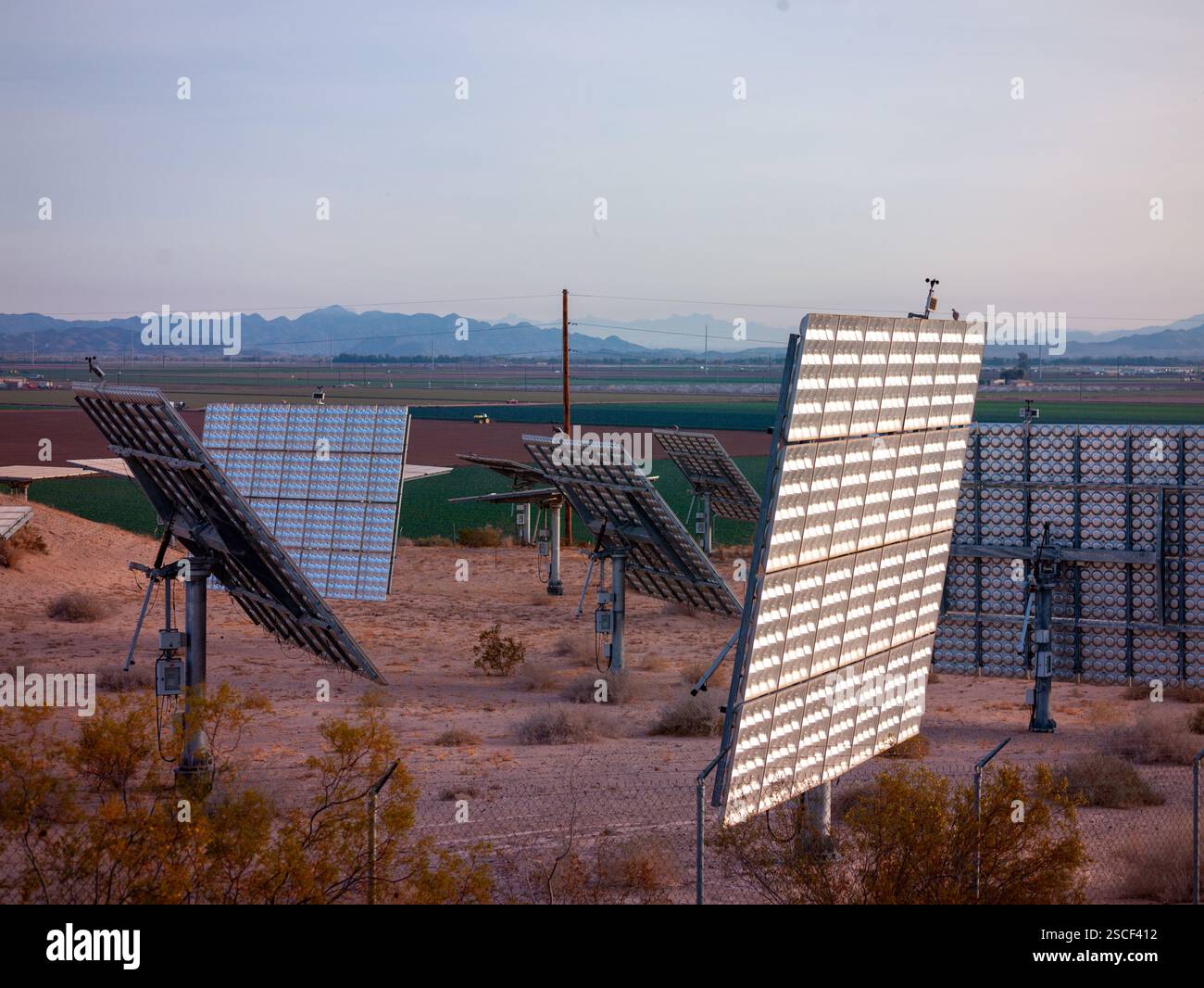 Obsolete Solar Farm Stock Photo - Alamy
