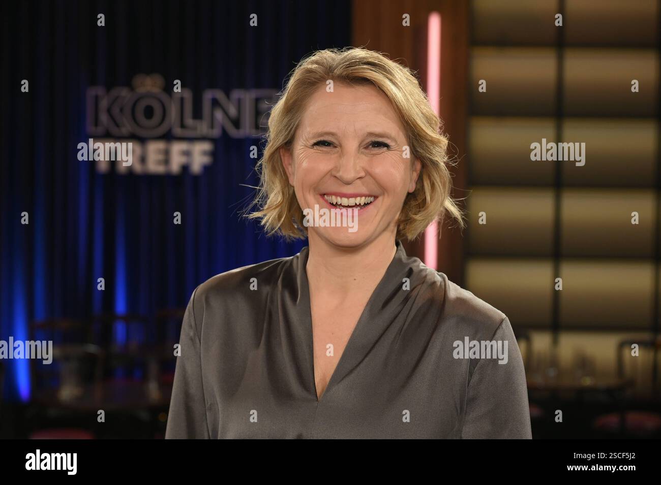 Moderatorin Susan Link als Moderatorin in der WDR Talkshow Kölner Treff ...