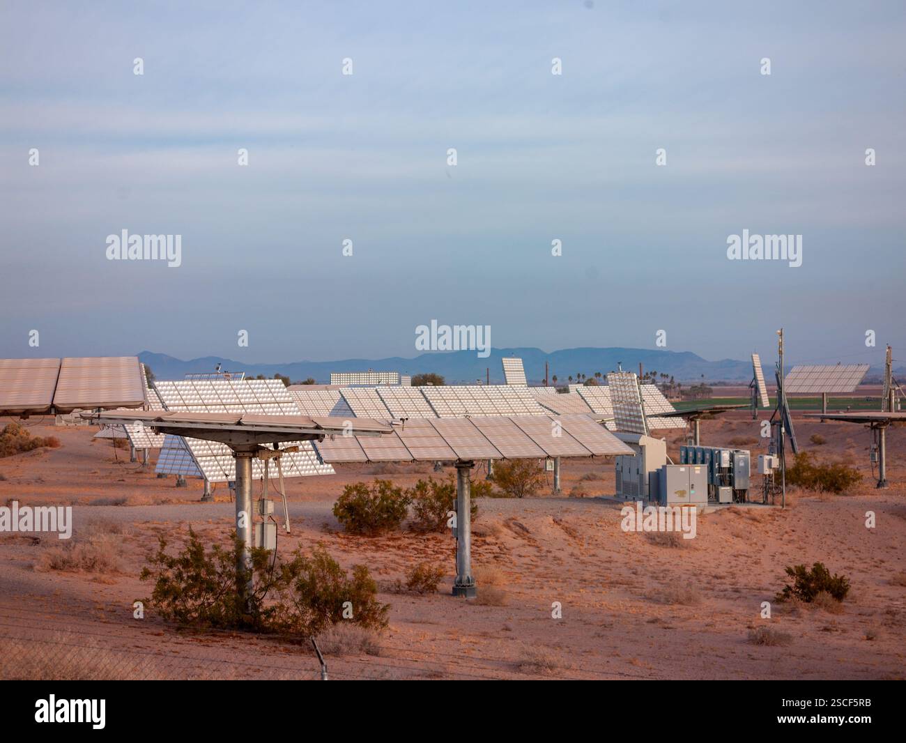 Obsolete Solar Farm Stock Photo - Alamy