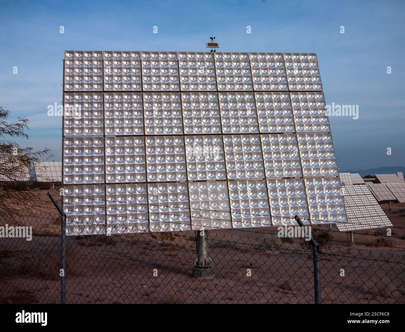 Obsolete Solar Farm Stock Photo - Alamy