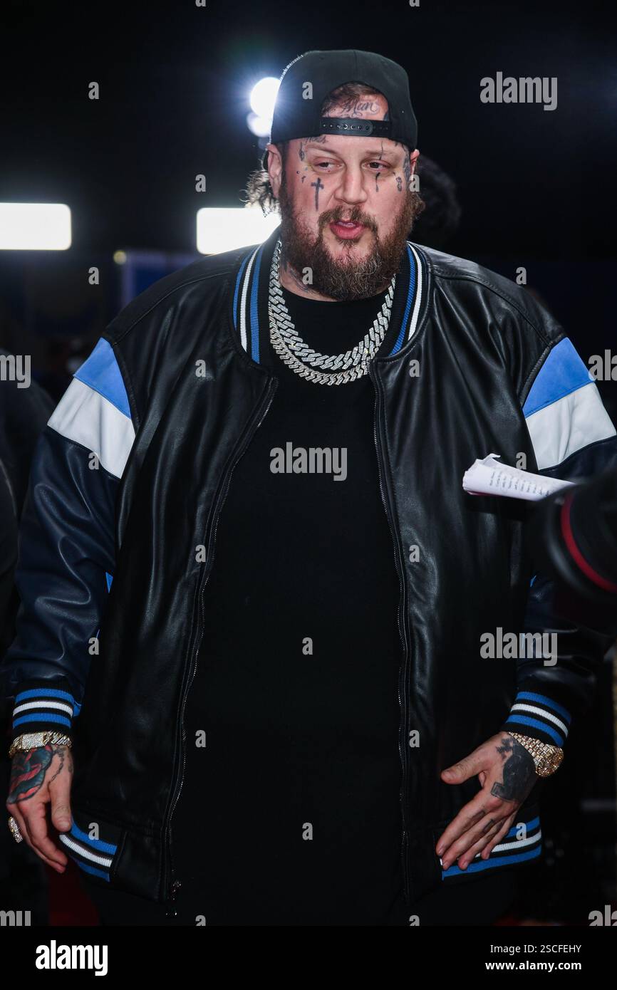 New Orleans, USA. 06th Feb, 2025. Jelly Roll walking on the red carpet ...