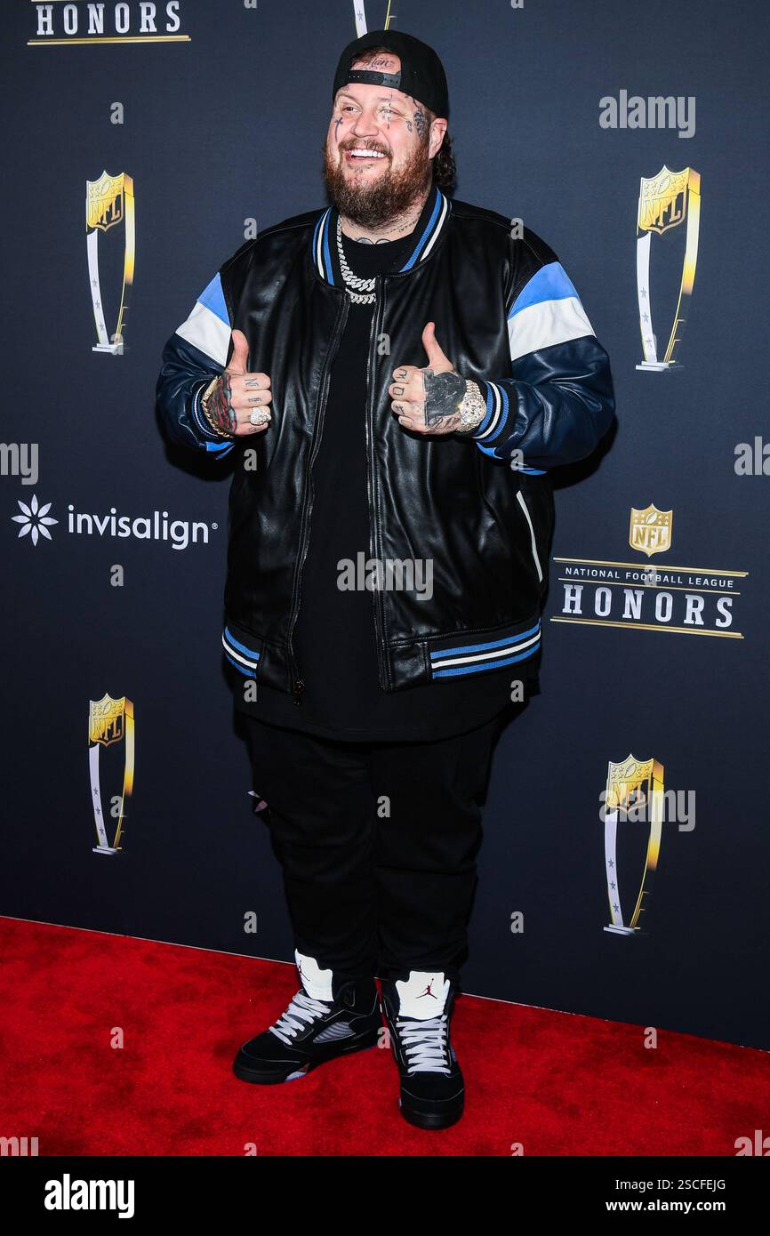 Jelly Roll walking on the red carpet at NFL Honors at the Saenger ...