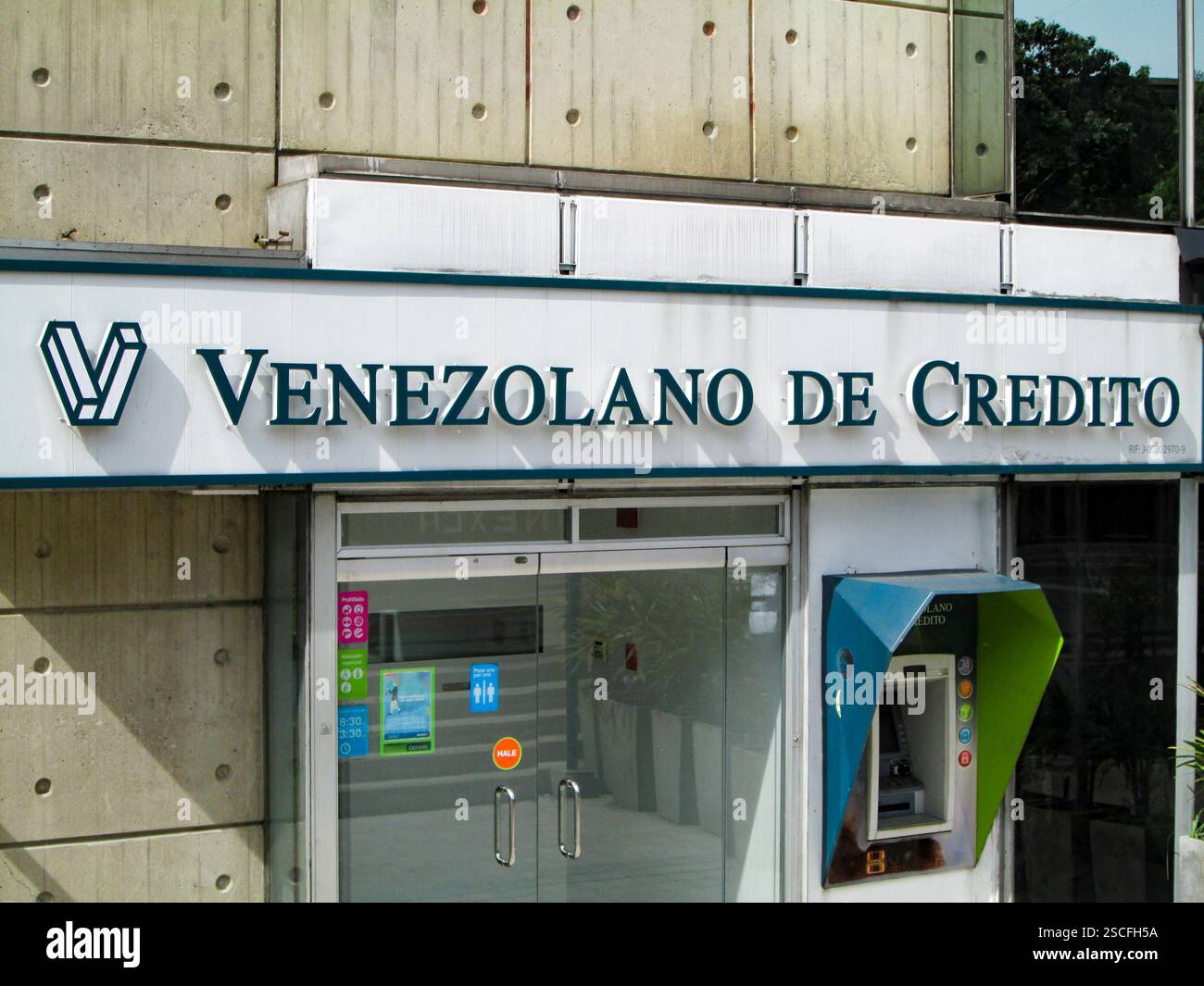 Banco venezolano hi-res stock photography and images - Alamy
