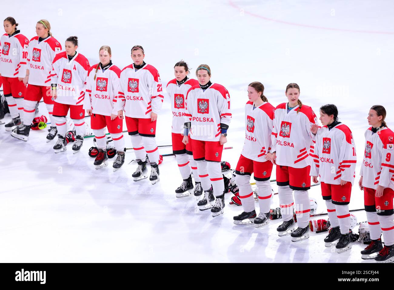 Hokkaido, Japan. 6th Feb, 2025. Poland team group (POL) Ice Hockey : Women's Final qualification ...