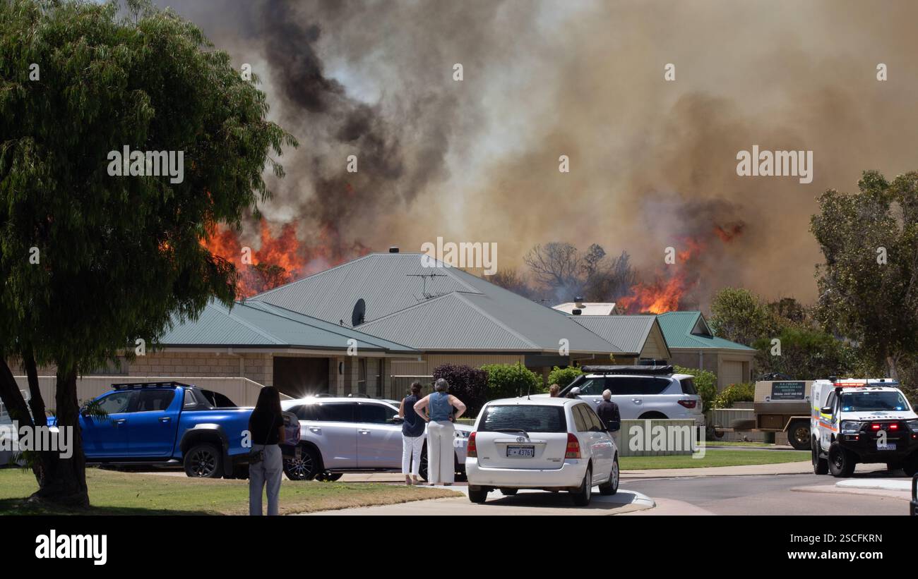 Bushfire close to homes in Esperance February 5th 2025 Stock Photo - Alamy