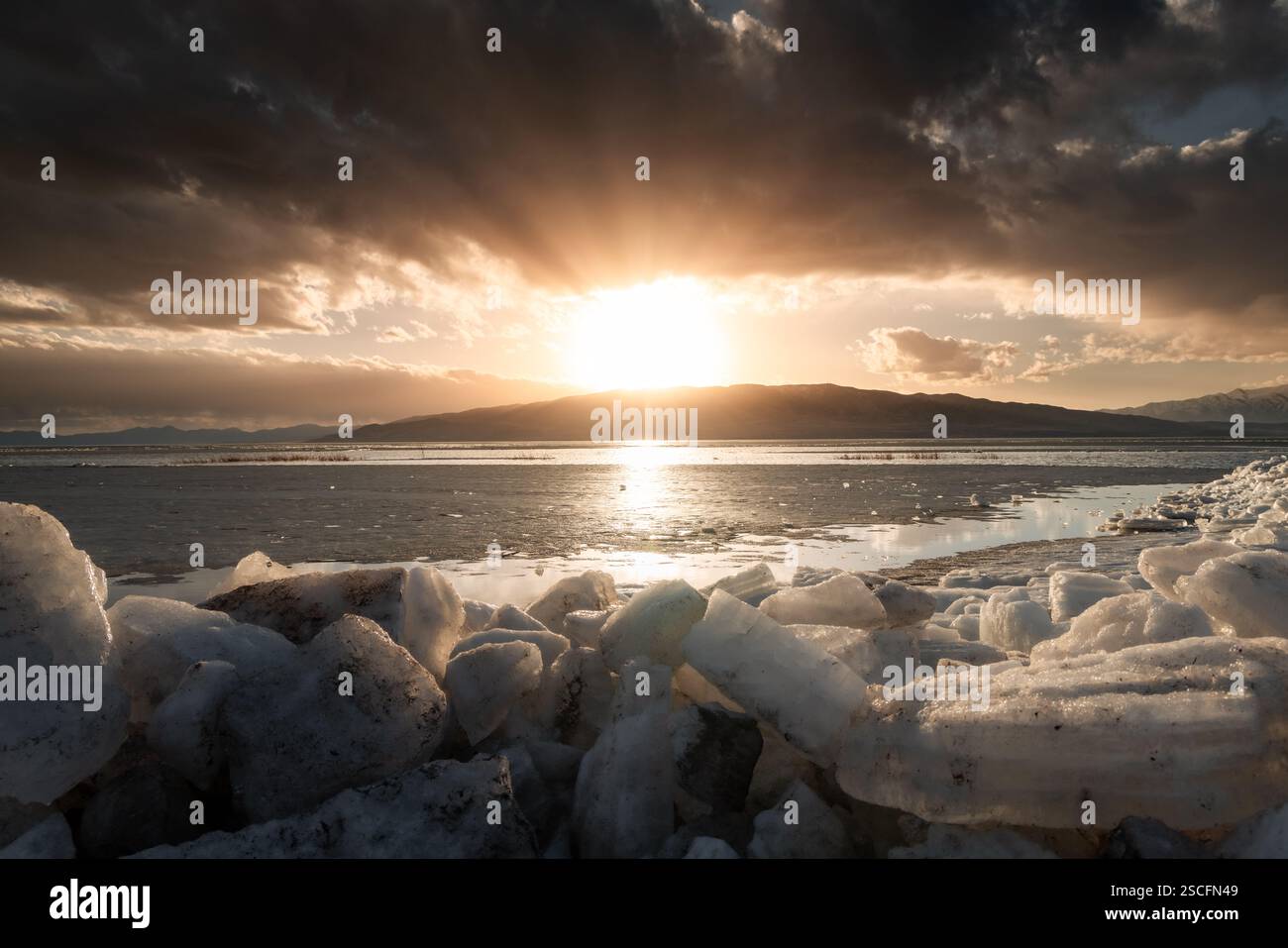 Horizontal image of Ice stacks at Vineyard Beach on Utah Lake in Utah ...