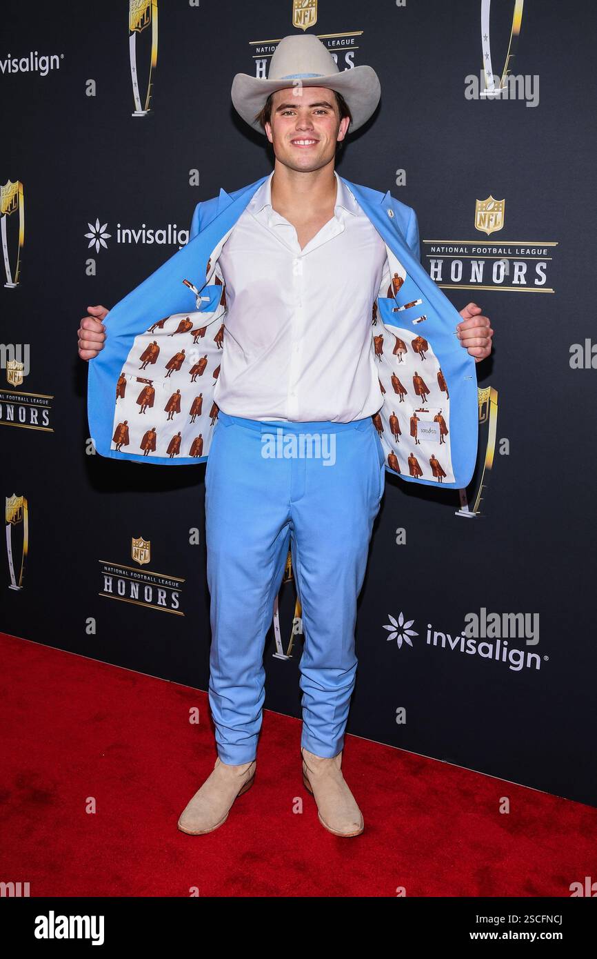 New Orleans, USA. 06th Feb, 2025. Cameron Dicker walking on the red ...