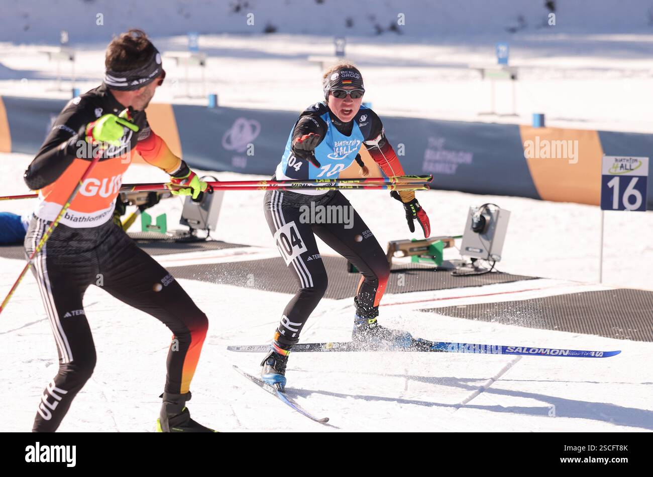Pokljuka, Slovenia. 6th Feb, 2025. Leonie Maria Walter (R) of Germany ...