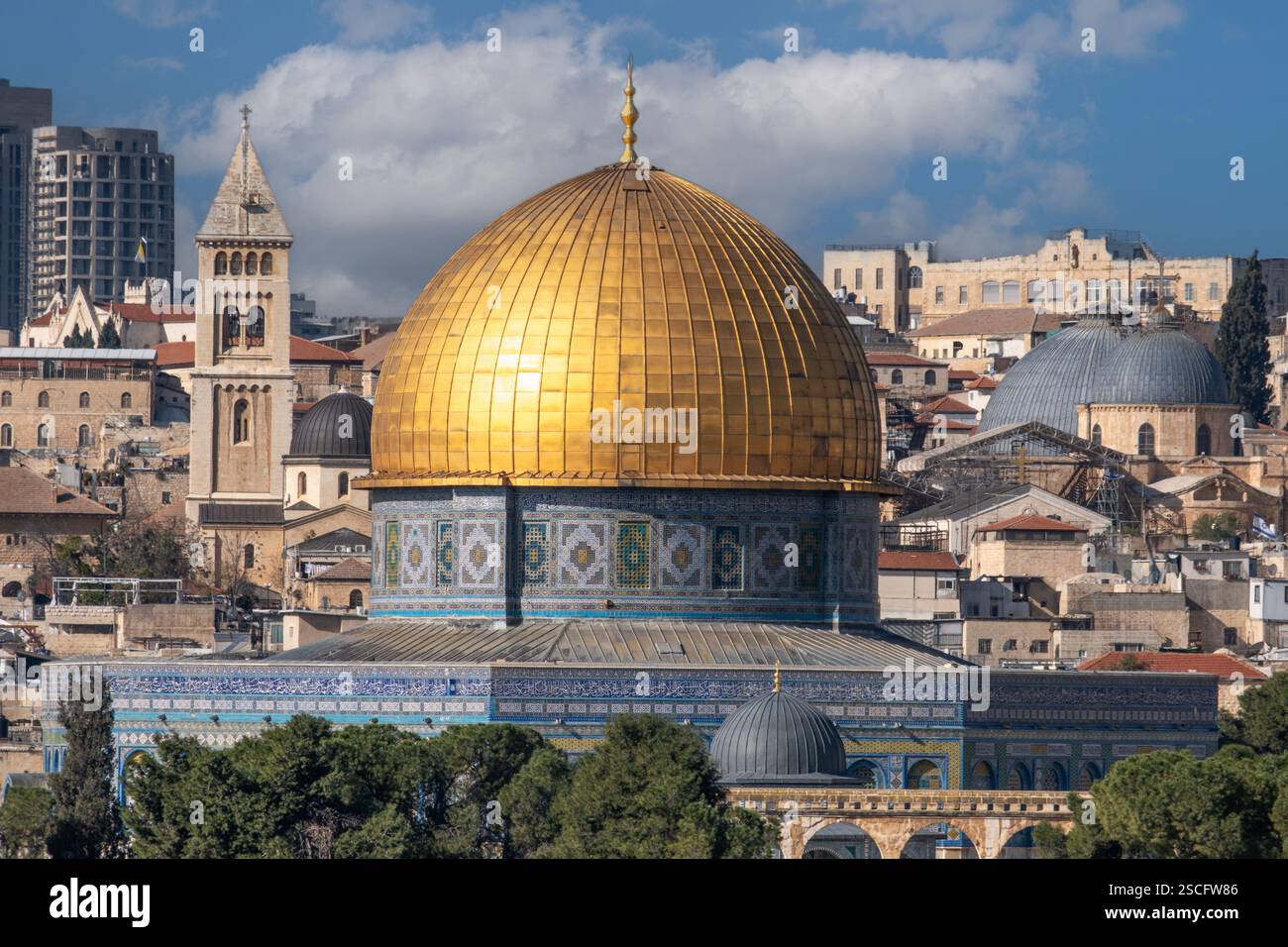 Dome of the Rock, the Al Aqsa Mosque on Jerusalem's Temple Mount with ...