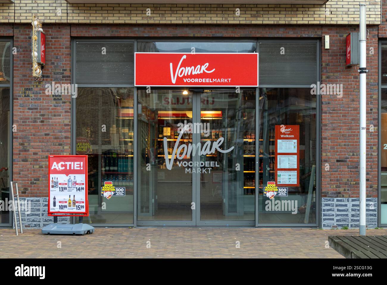 Vomar logo hi-res stock photography and images - Alamy