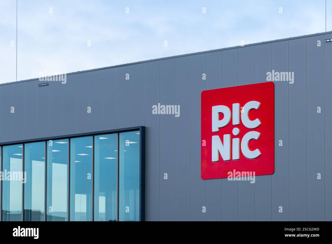 Picnic Warehouse logo, Online Dutch supermarket and food delivery ...