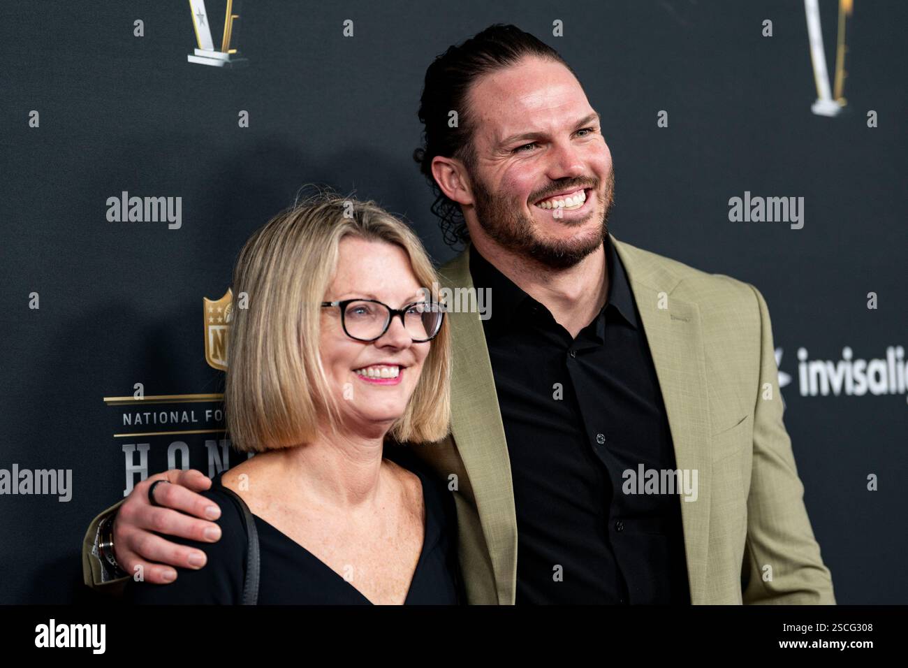 New Orleans, United States. 06th Feb, 2025. Denver Broncos linebacker ...