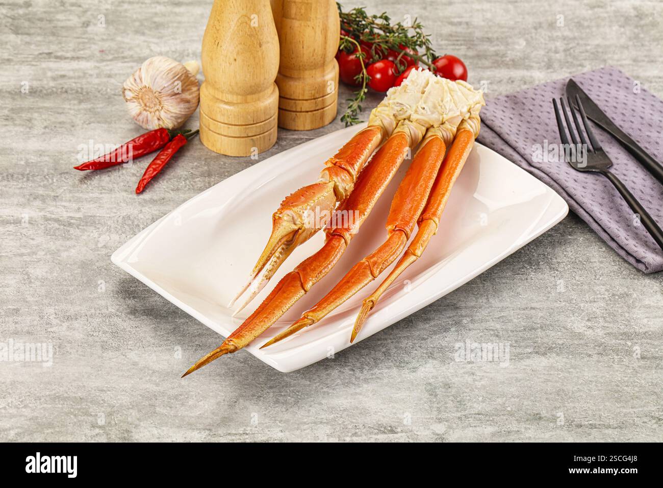 Delicous luxury boiled crab claw legs Stock Photo - Alamy