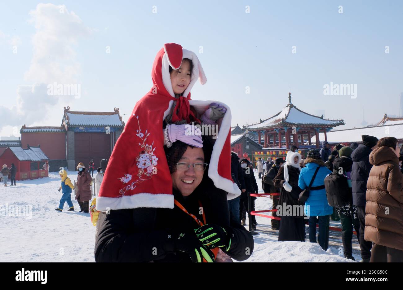 Tourists visit the Mukden Palace in Shenyang City, northeast China's ...