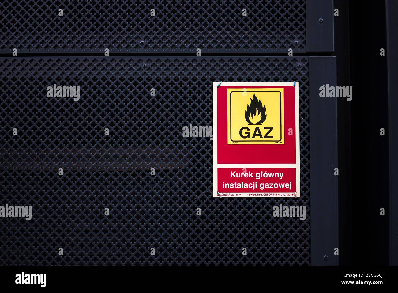 Gas warning sign with the text "Main gas installation valve" in Polish ...