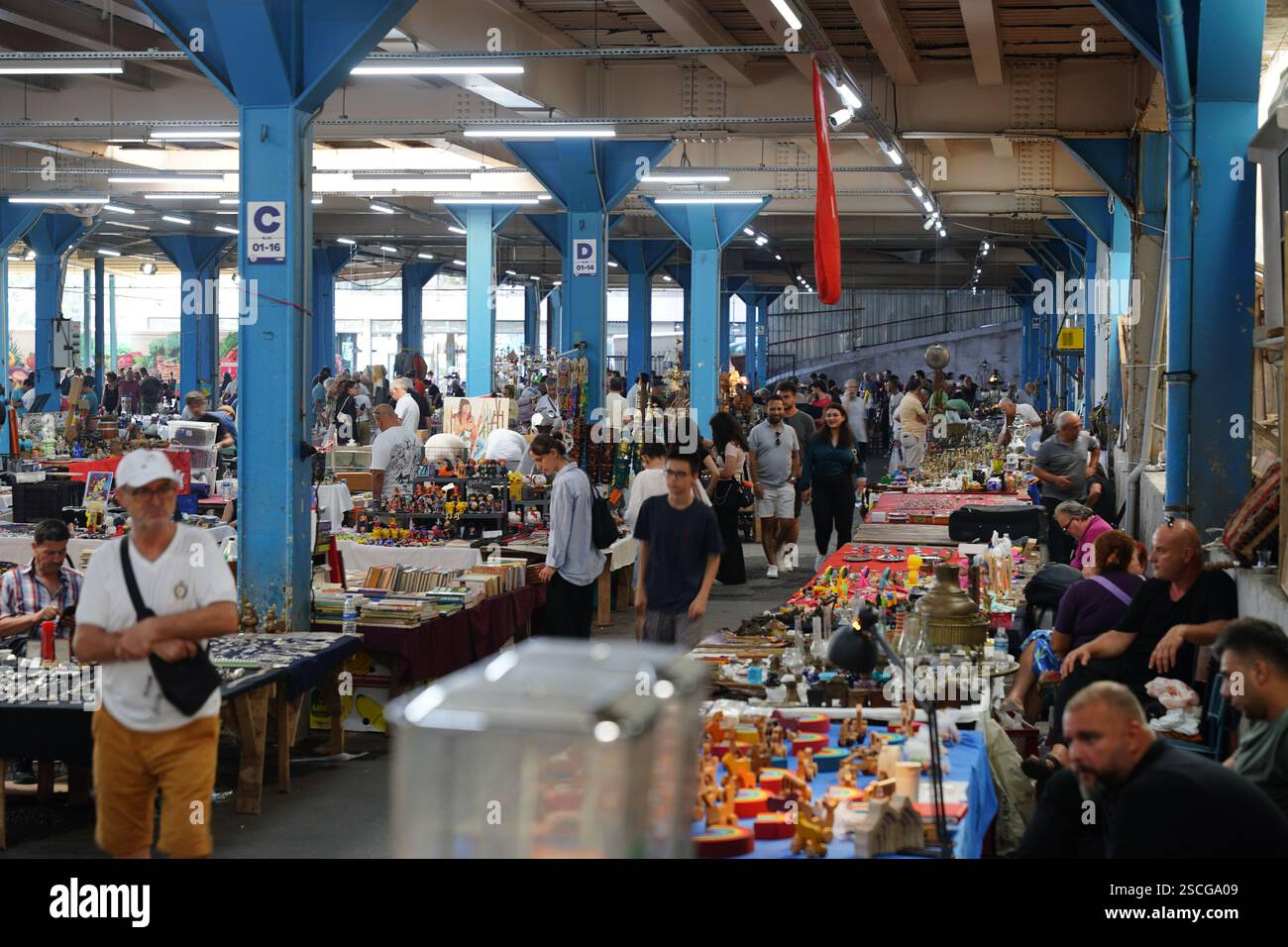 ISTANBUL, TURKIYE - AUGUST 04, 2024: Ferikoy Flea Market in Istanbul ...