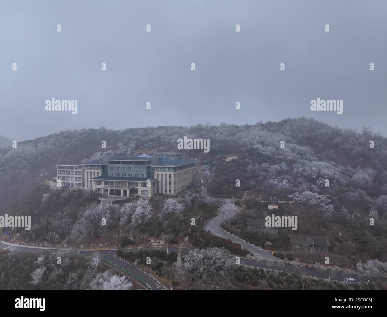 Aerial photo shows the rime scenery in Rizhao City, east China's ...