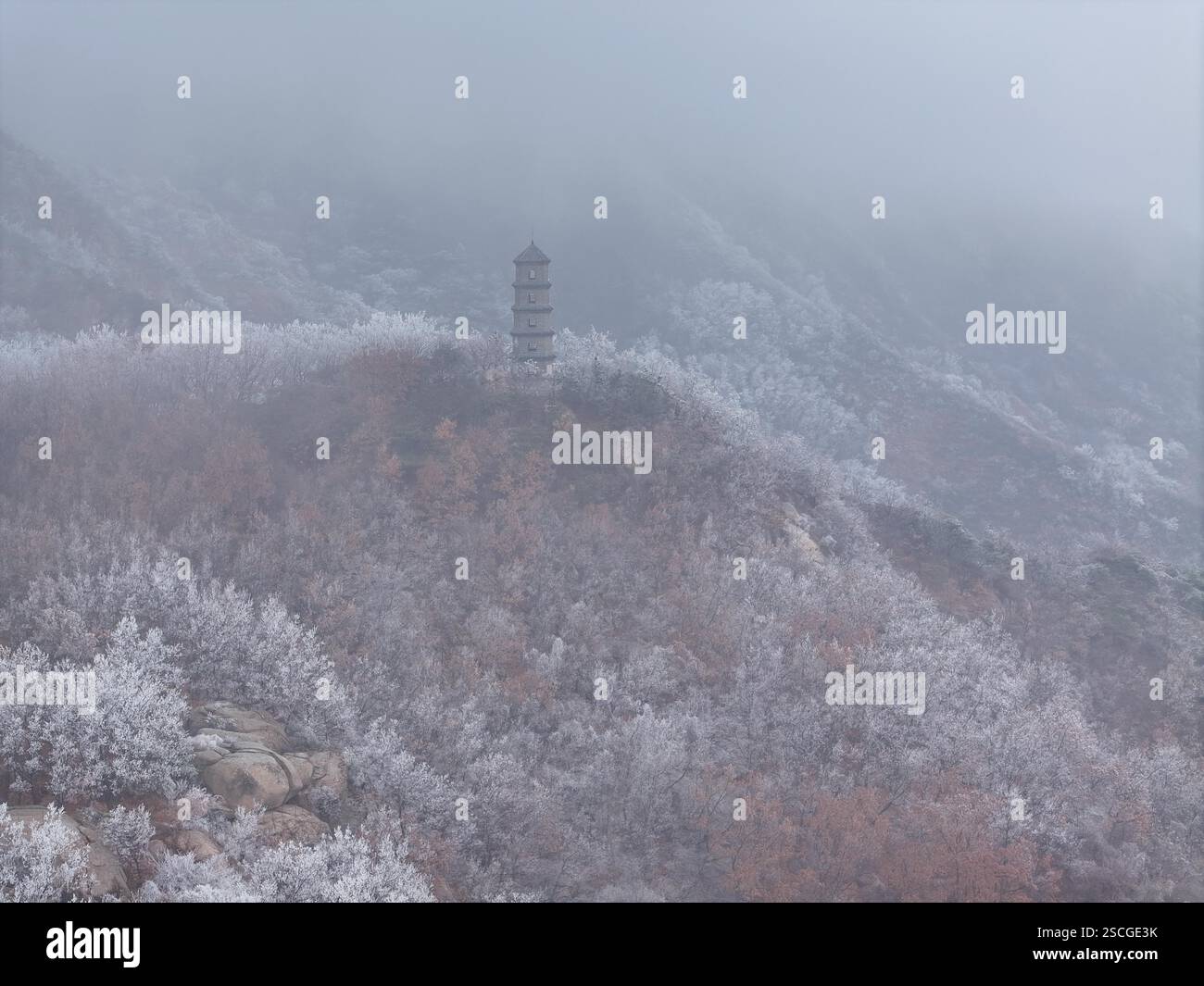 Aerial photo shows the rime scenery in Rizhao City, east China's ...