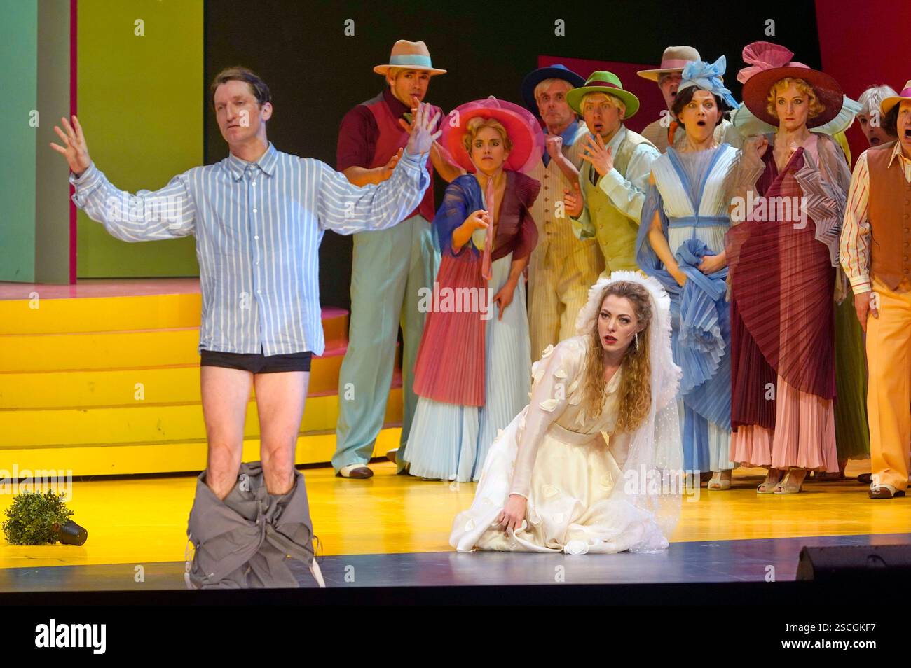 Christopher Nell und Paulina Plucinski bei der Fotoprobe der Oper Pferd ...