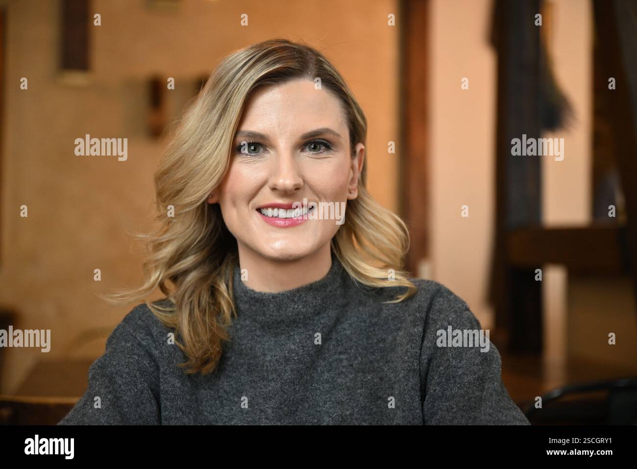 Erfurt, Germany. 06th Feb, 2025. Madlen Rausch, pop singer, is sitting ...