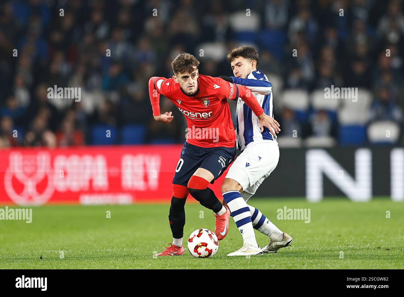 San Sebastian, Spain. 6th Feb, 2025. (L-R) Aimar Oroz (Osasuna), Martin ...