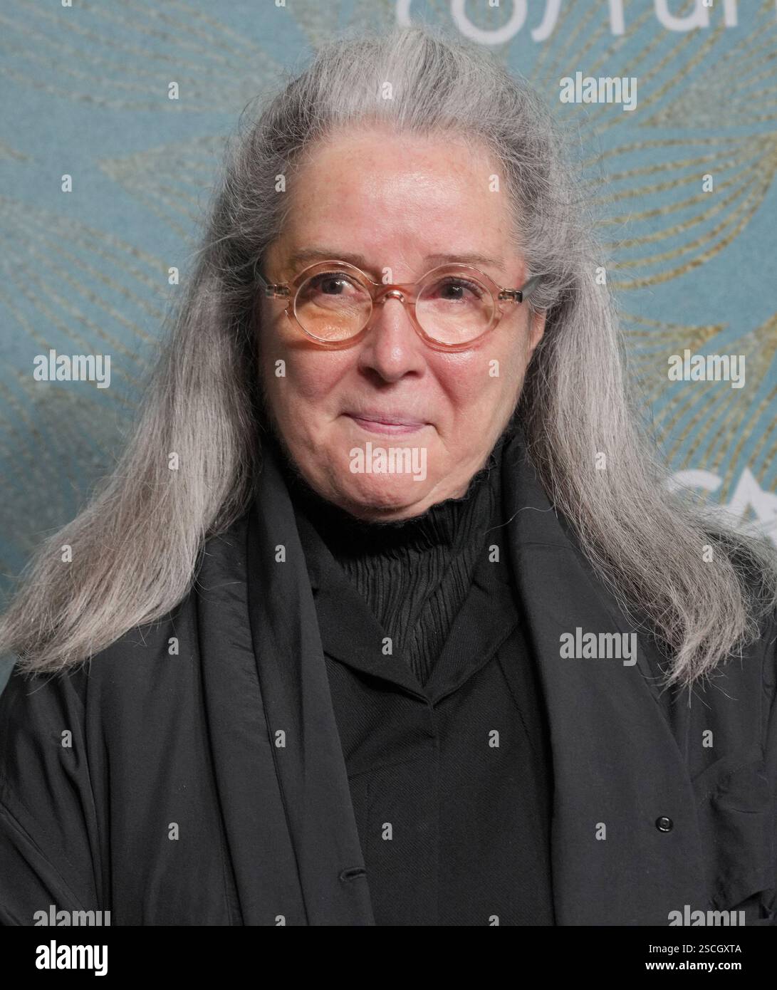 Los Angeles, USA. 06th Feb, 2025. Linda Muir arrives at the 27th CDGA ...