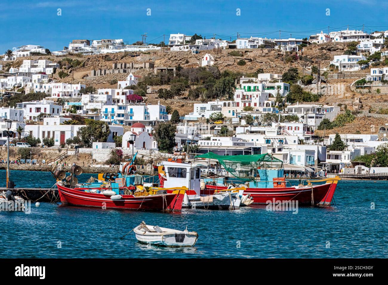 Greece, Greek Islands, Mykonos, white painted stucco houses Stock Photo ...