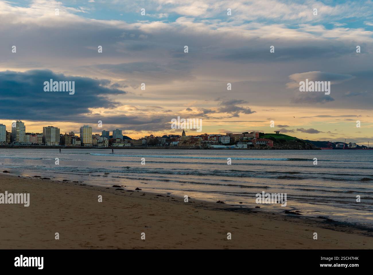 Best beach sunset hi-res stock photography and images - Alamy