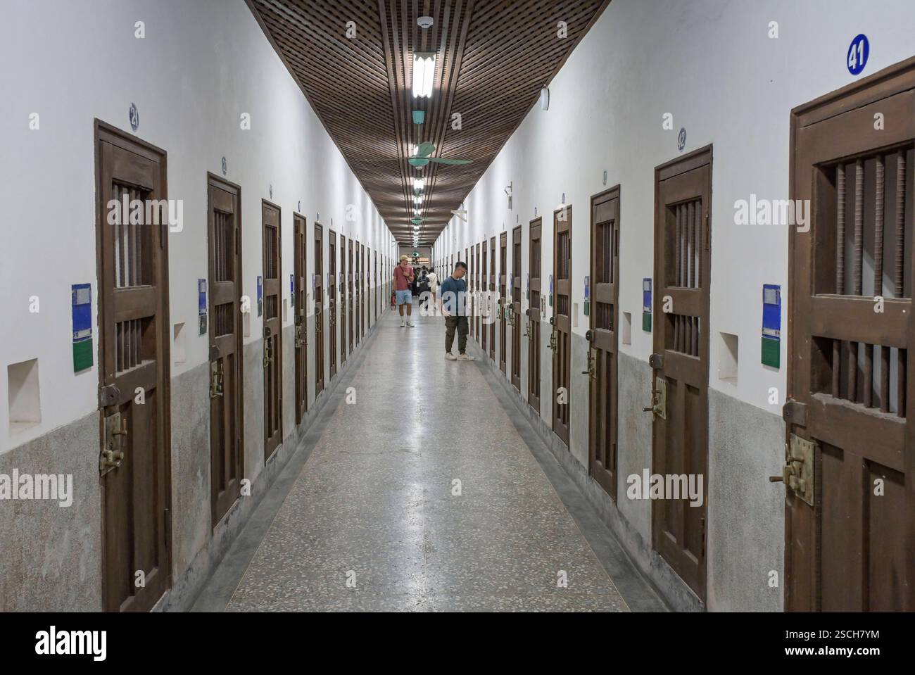 Gang im Zellentrakt, Chiayi Old Prison, Gefängnismuseum, Chiayi, Taiwan ...