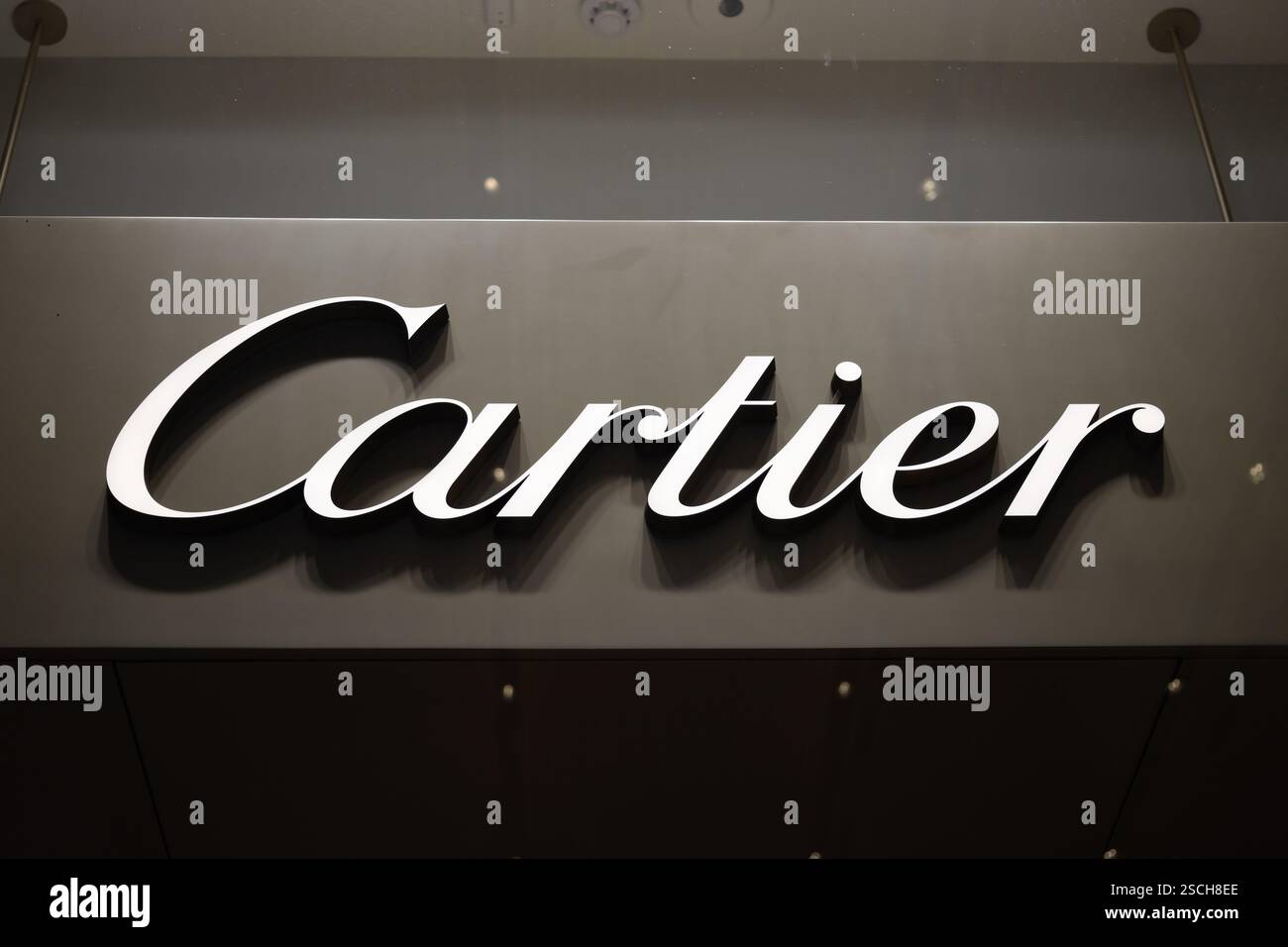 Cartier storefront hi-res stock photography and images - Alamy