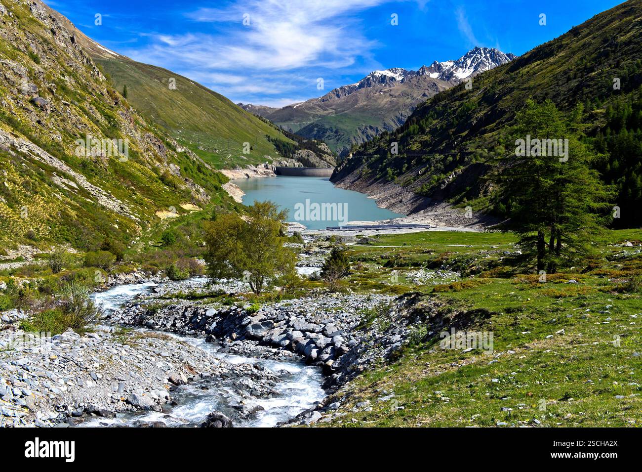 Lac des toules dam hi-res stock photography and images - Alamy