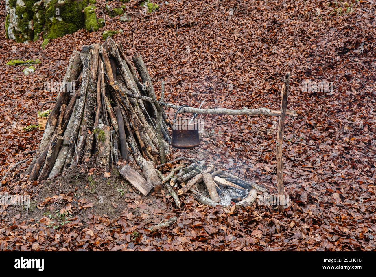 Cozy campfire scene stacked hi-res stock photography and images - Alamy