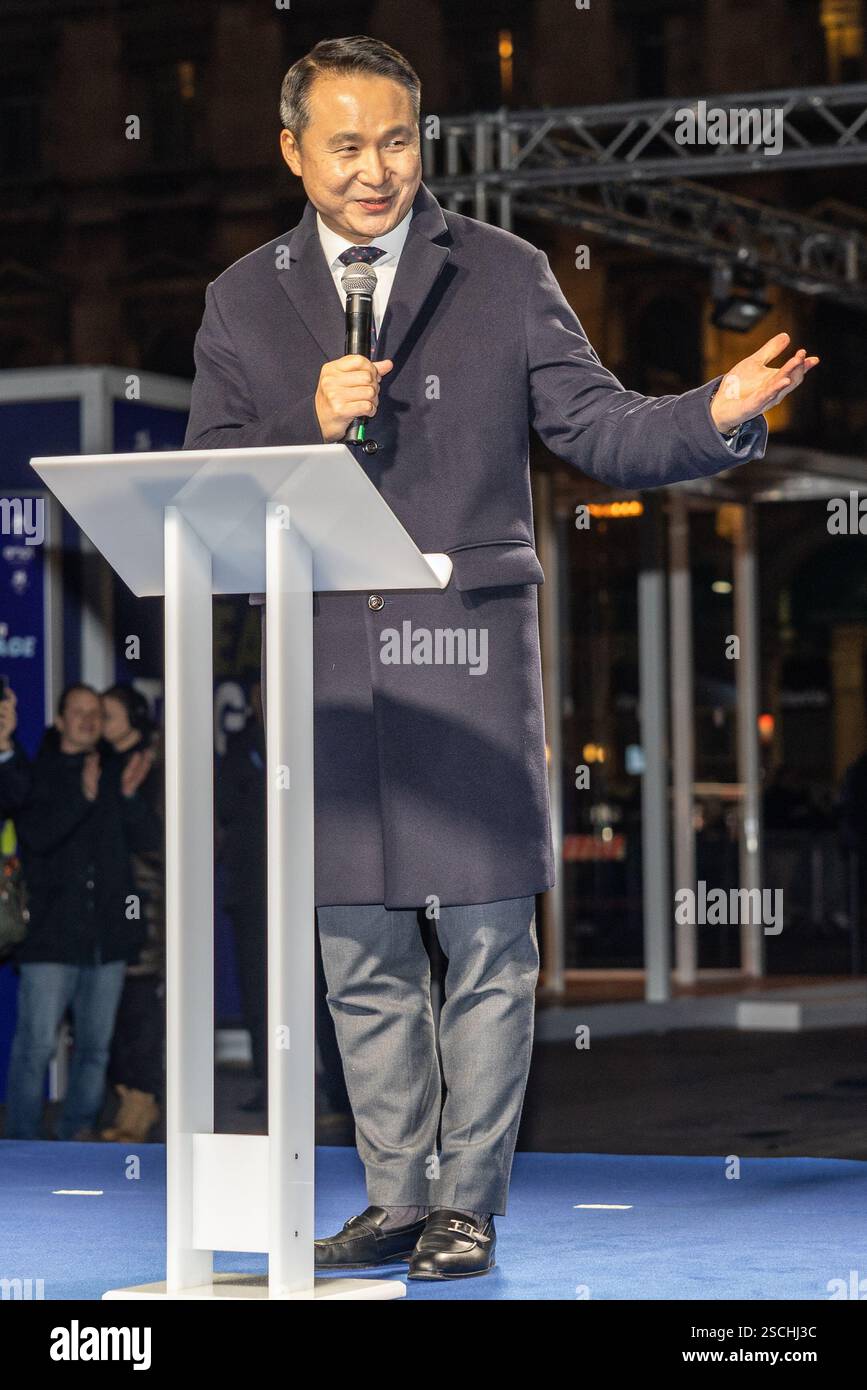 Milan, Italy, February 06, 2025 amsung Italia President Louis Kim ...