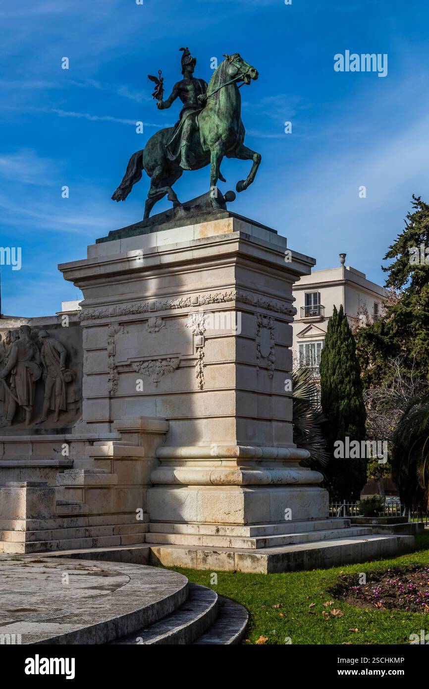 Constitution plaza sculpture hi-res stock photography and images - Alamy