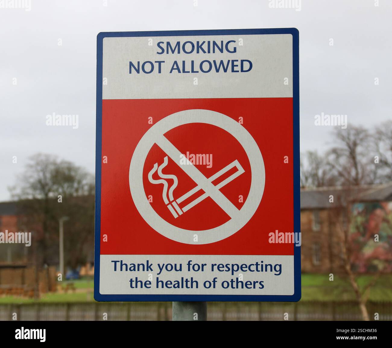 Smoking Not Allowed signage at the grounds of a university campus Stock ...