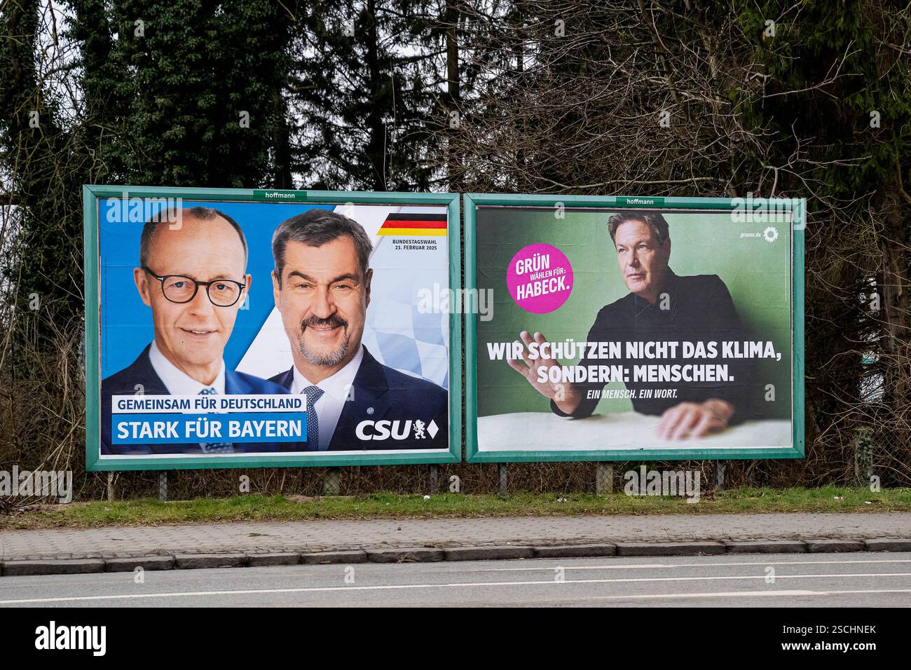 Muenchen GER, Themenbild, Wahlplakate zur Bundestagswahl in Deutschland ...