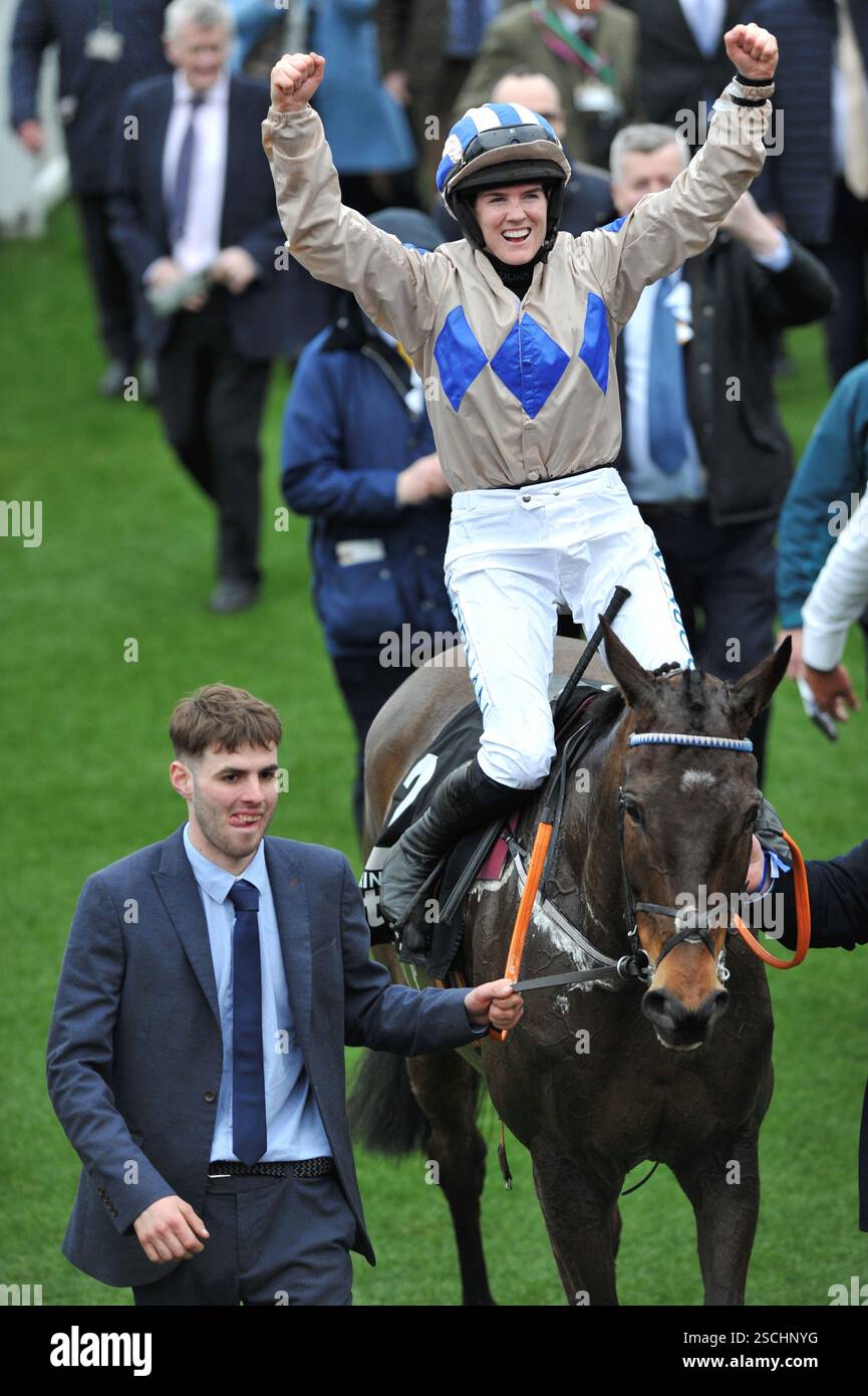 Race four The Betway Queen Mother Champion Chase. Race winner Captain ...