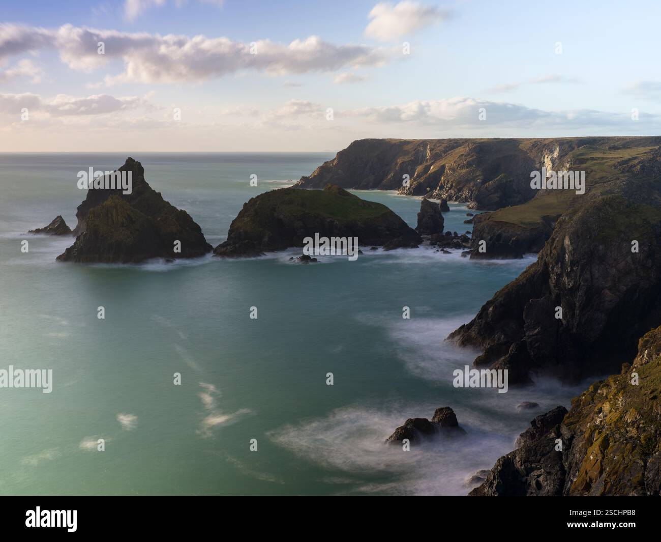 KYNANCE COVE LIZARD PENINSULA NATIONAL TRUST CORNWALL Stock Photo - Alamy