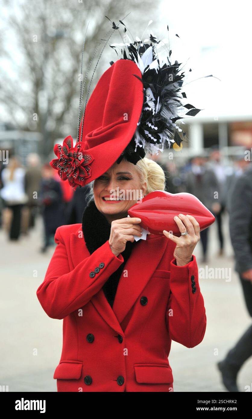 Rachel Ellis with her striking red lips Horse Racing at Cheltenham ...