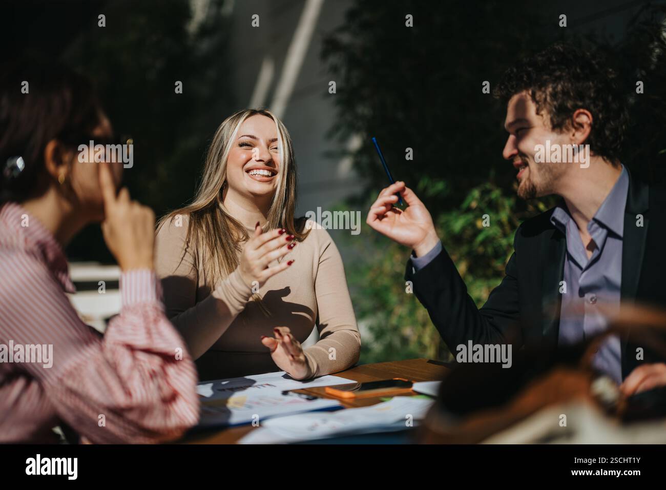 Corporate group outdoor session hi-res stock photography and images - Alamy