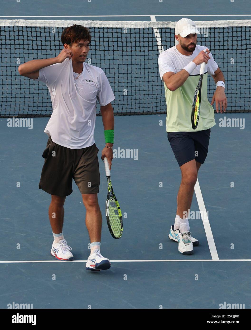 Chennai, India. 07th Feb, 2025. Chennai Open 2025: Doubles : Ray HO ...